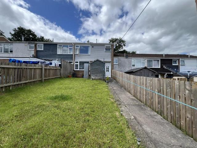 3 bedroom terraced house to rent