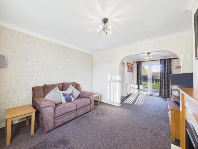 3 bedroom terraced house to rent