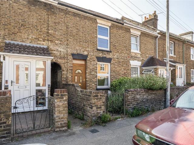 3 bedroom terraced house to rent