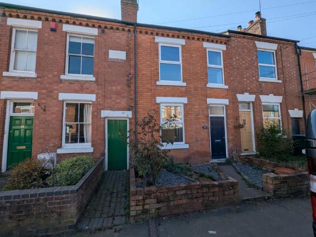 3 bedroom terraced house to rent