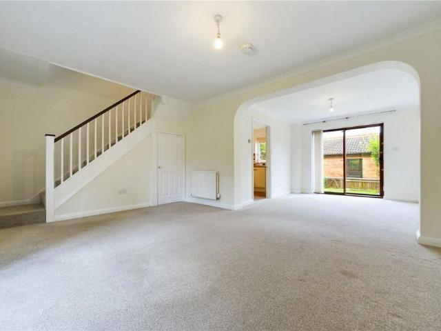 3 bedroom terraced house to rent