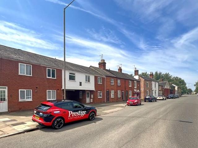 3 bedroom terraced house to rent