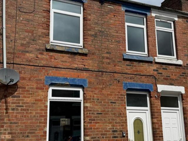 3 bedroom terraced house to rent
