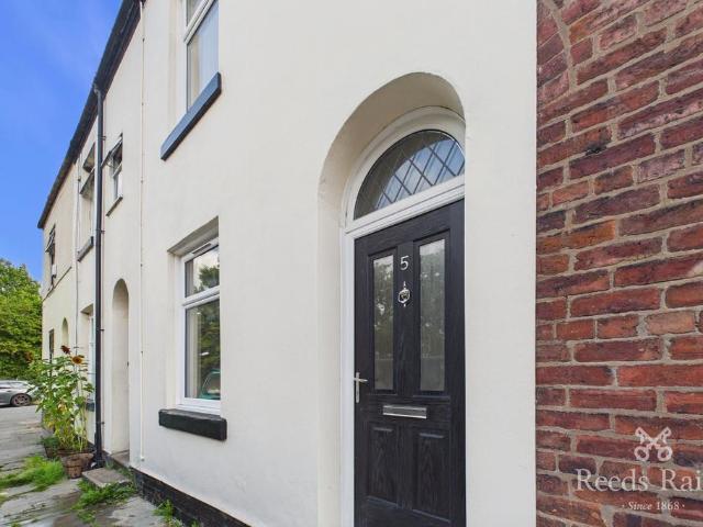 3 bedroom terraced house to rent