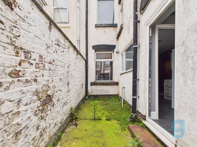 3 bedroom terraced house to rent