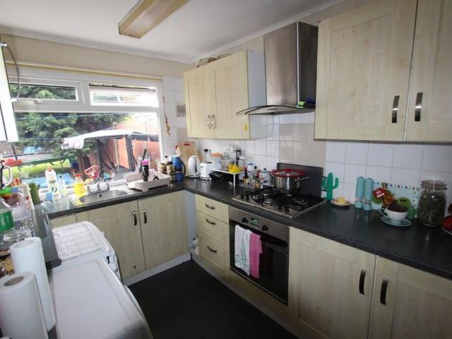 3 bedroom terraced house to rent