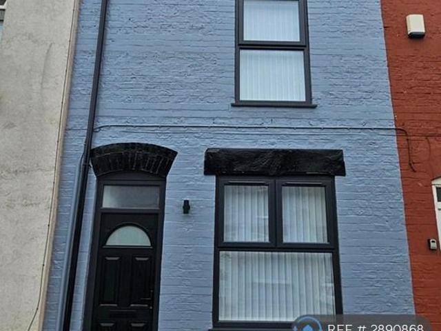 3 bedroom terraced house to rent