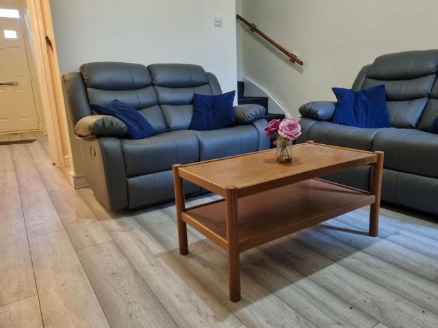 3 bedroom terraced house to rent