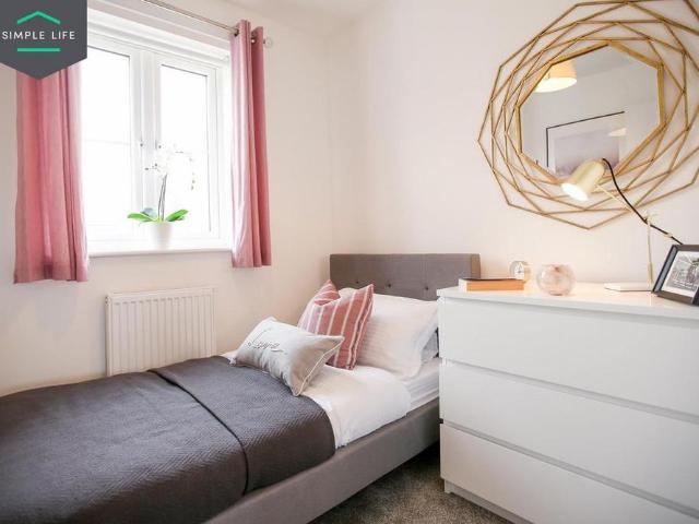 3 bedroom terraced house to rent