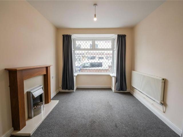 3 bedroom terraced house to rent