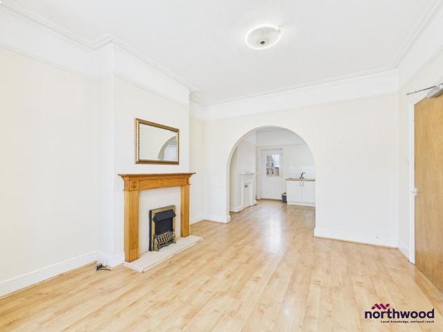 3 bedroom terraced house to rent