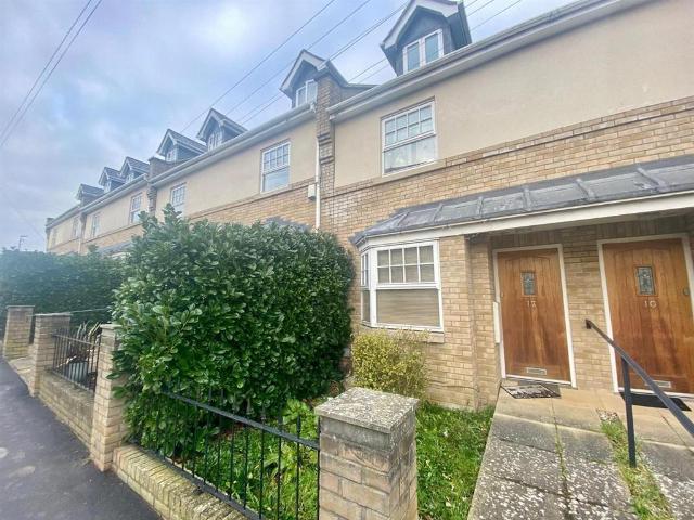3 bedroom terraced house to rent