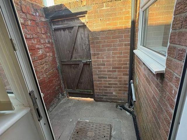 3 bedroom terraced house to rent