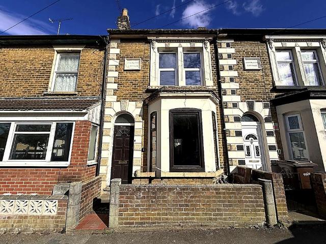 3 bedroom terraced house to rent