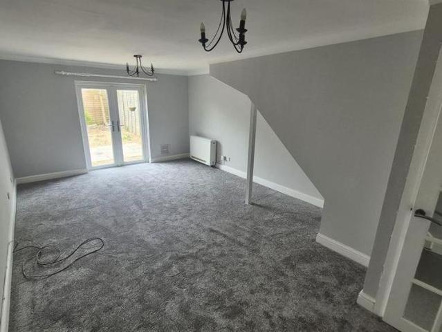 3 bedroom terraced house to rent