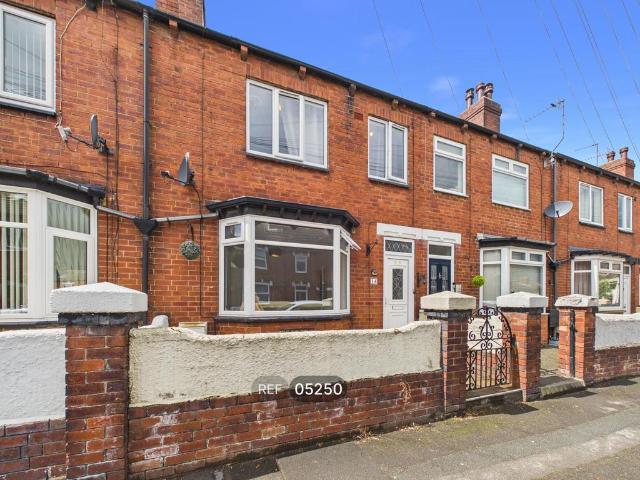 3 bedroom terraced house to rent
