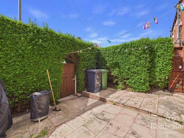 3 bedroom terraced house to rent