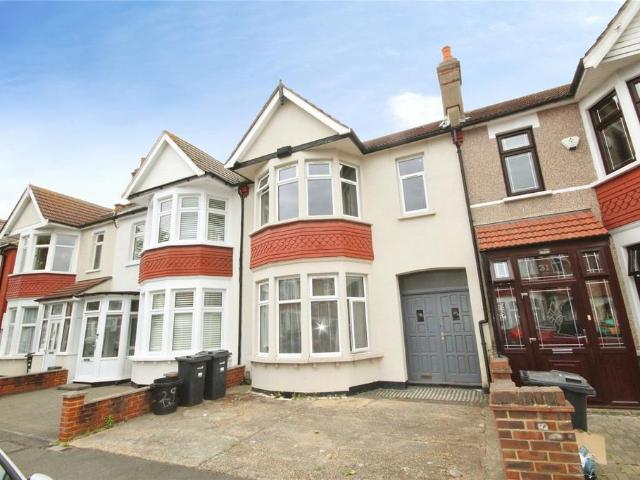 3 bedroom terraced house to rent