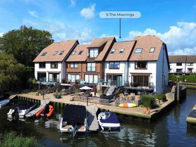 3 bedroom terraced house to rent