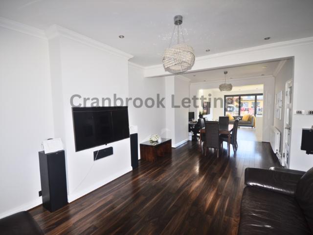 3 bedroom terraced house to rent