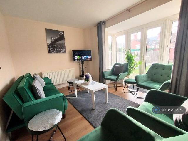 3 bedroom terraced house to rent