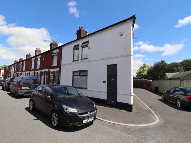 3 bedroom terraced house to rent