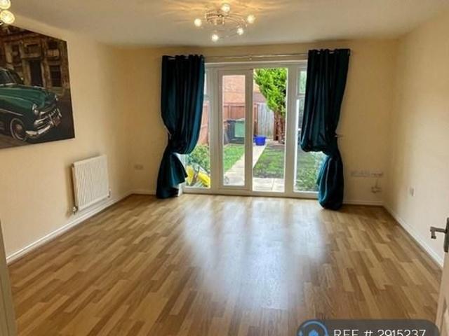 3 bedroom terraced house to rent