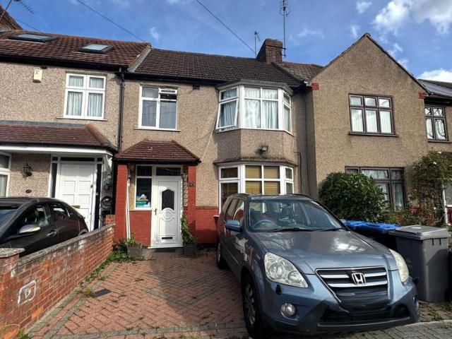 3 bedroom terraced house to rent