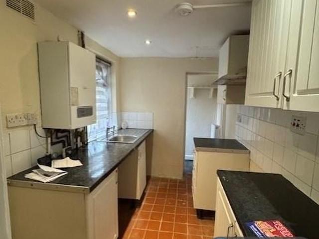 3 bedroom terraced house to rent