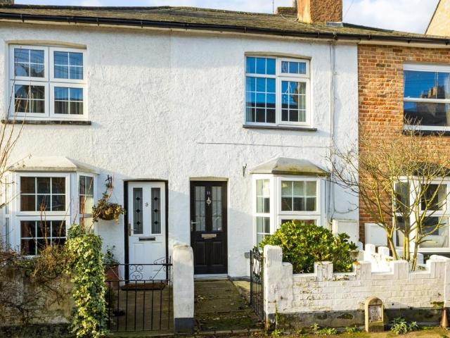 3 bedroom terraced house to rent