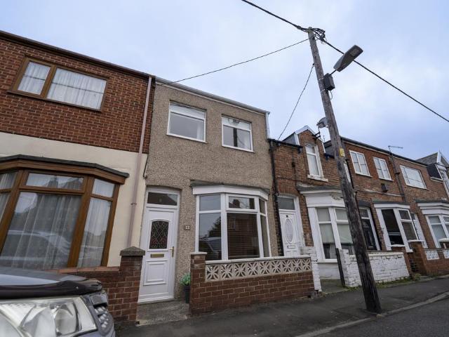 3 bedroom terraced house to rent