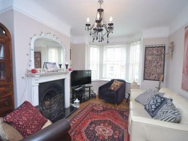 3 bedroom terraced house to rent