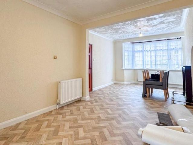 3 bedroom terraced house to rent