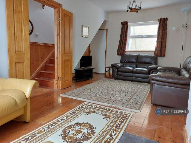 3 bedroom terraced house to rent