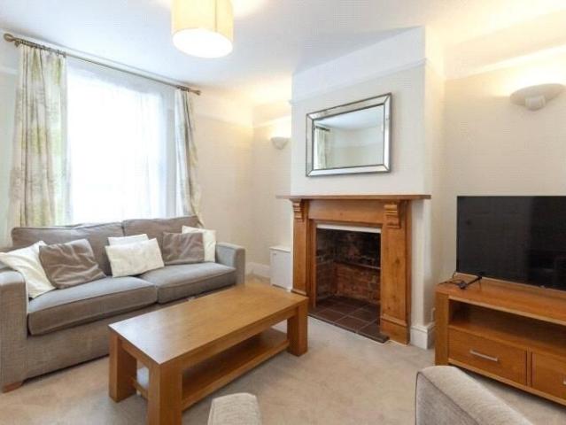 3 bedroom terraced house to rent