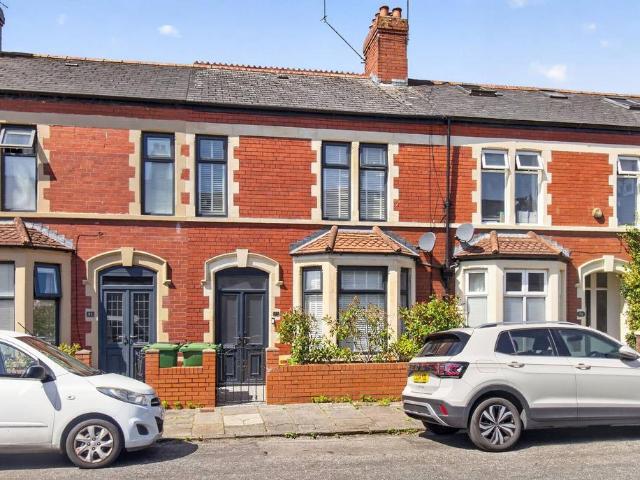 3 bedroom terraced house to rent