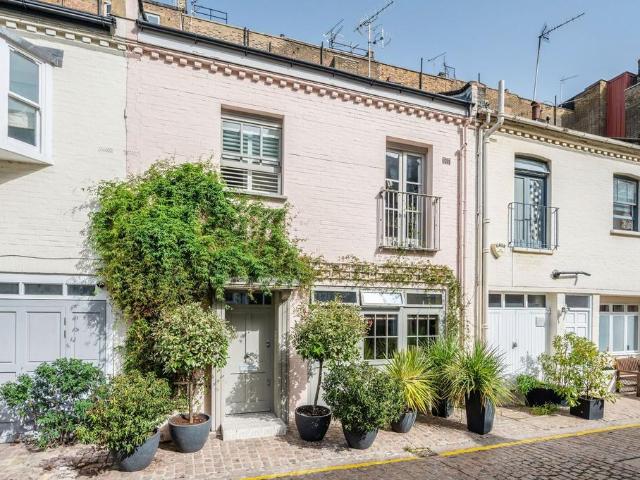 3 bedroom terraced house to rent
