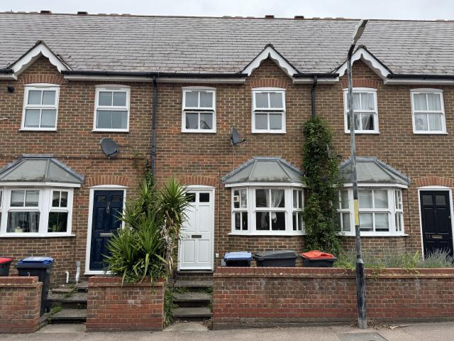 3 bedroom terraced house to rent