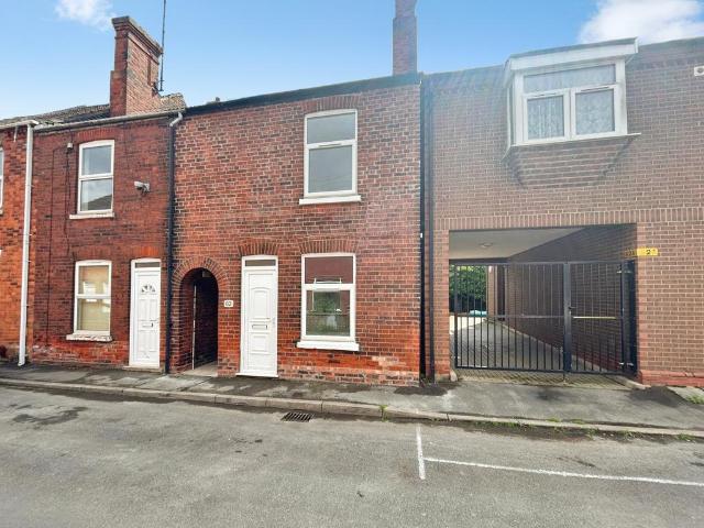 3 bedroom terraced house to rent