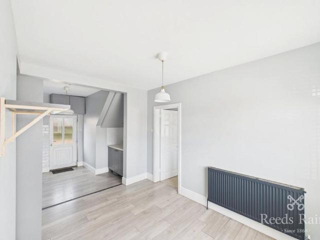 3 bedroom terraced house to rent