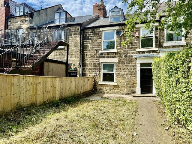 3 bedroom terraced house to rent
