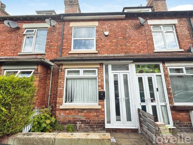 3 bedroom terraced house to rent