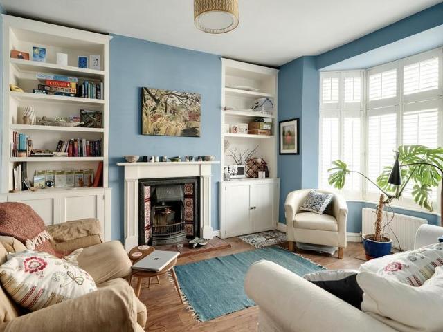 3 bedroom terraced house to rent