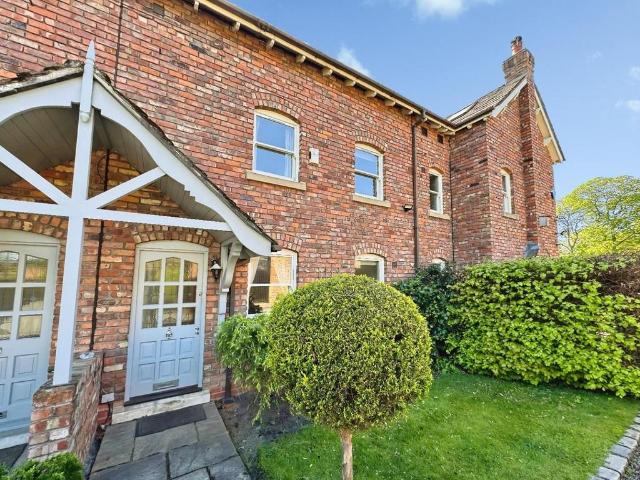 3 bedroom terraced house to rent