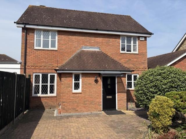3 bedroom detached house to rent