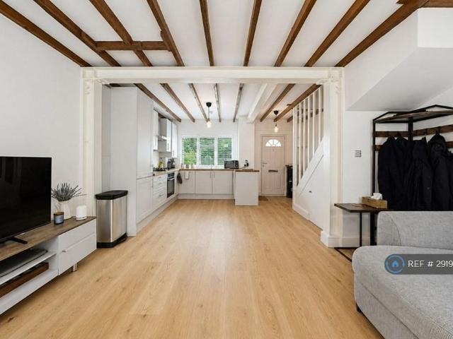 3 bedroom terraced house to rent