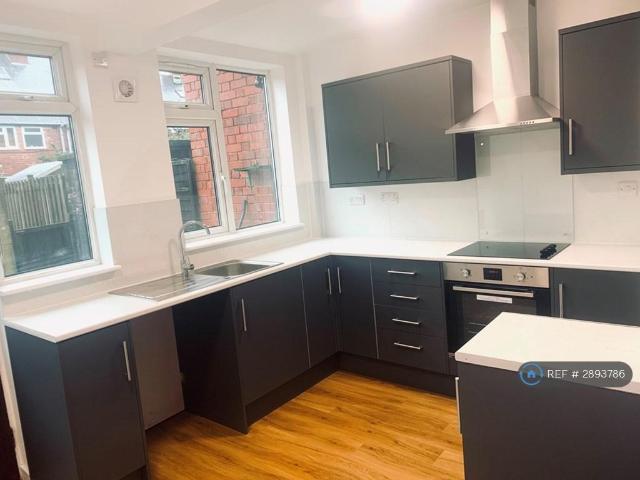 3 bedroom terraced house to rent