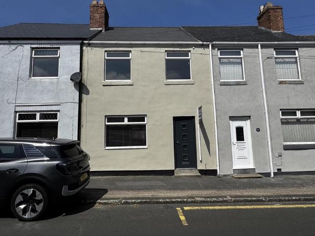 3 bedroom terraced house to rent