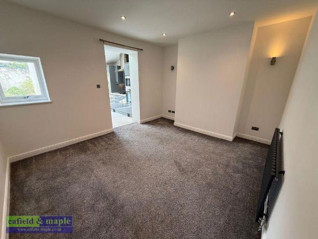 3 bedroom terraced house to rent