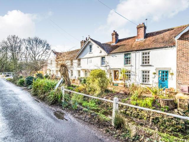 3 bedroom terraced house to rent